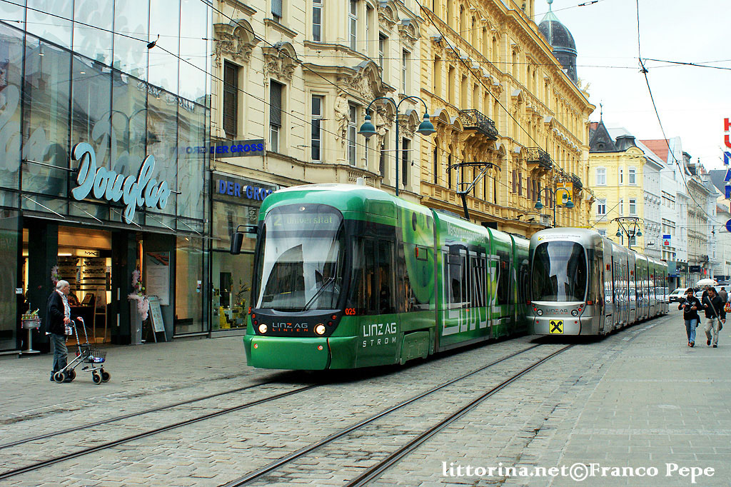 LINZ AG Linier – tram 025 + tram 031 – Landstraße – Linz (A) – 23 ...