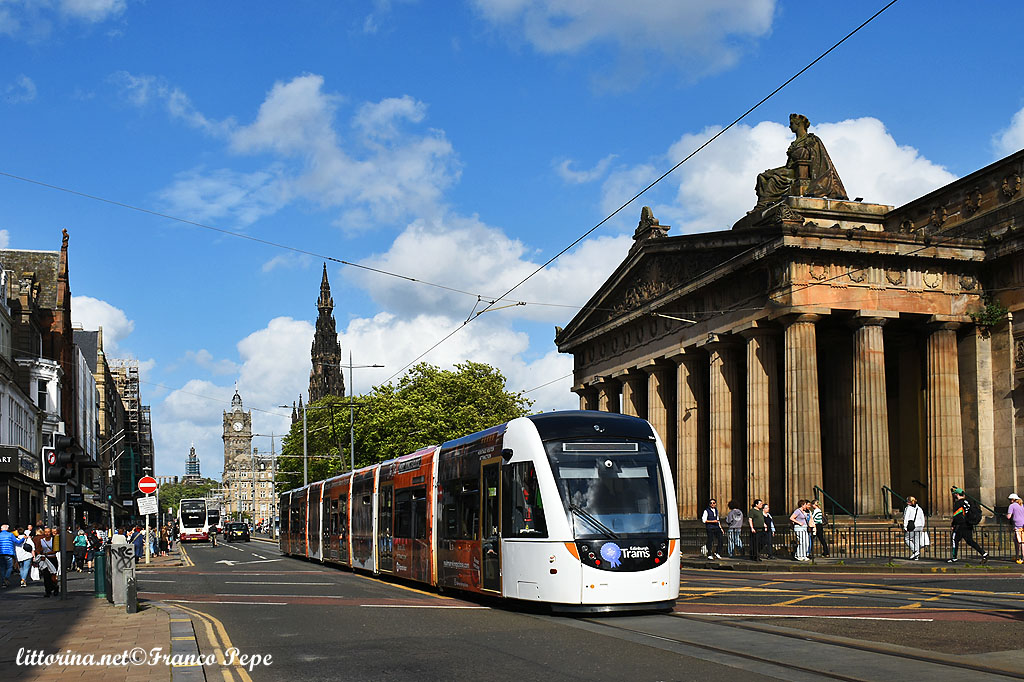 Edinburgh Trams – tram 264 – Princes Street – Edinburgh (SCT-UK) – 28 ...