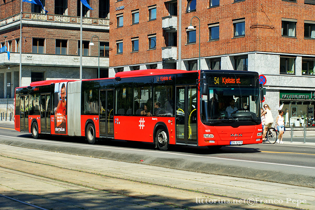 Bus 1025 – Oslo (N) – 30 giugno 2015 – littorina.net